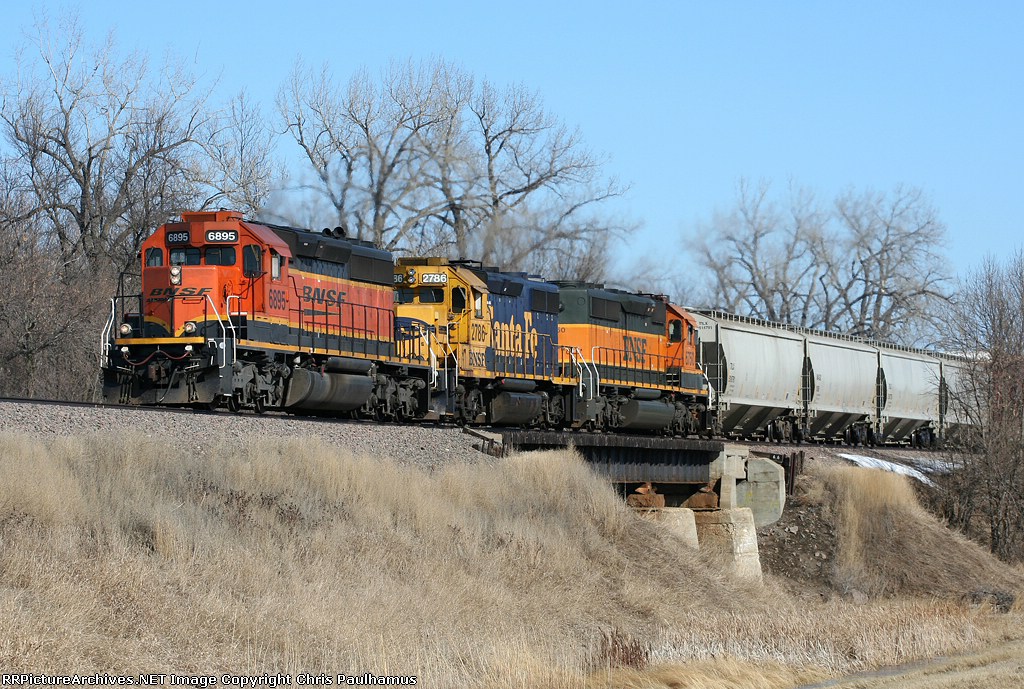 BNSF 6895 (M-SUPMIN)